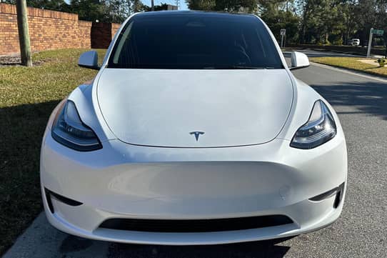 2023 Tesla Model Y Standard Range AWD VIN: 7SAYGDEE2PA103944 for Sale ...