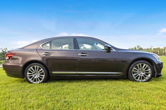 2014 Lexus LS 460 VIN: JTHBL5EF9E5132273 for Sale - Cars & Bids