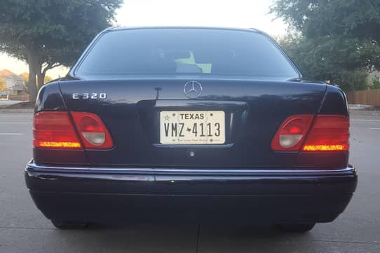 1998 Mercedes-Benz E320 Sedan VIN: WDBJF65F4WA710202 for Sale - Cars & Bids