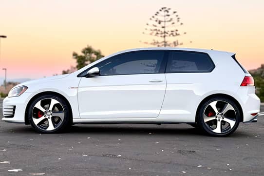 2015 Volkswagen GTI S VIN: 3VWTT7AU7FM072220 for Sale - Cars & Bids