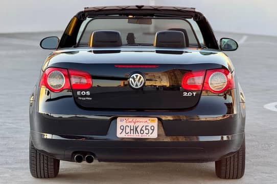 2008 Volkswagen Eos VIN: WVWAA71F38V026054 for Sale - Cars & Bids