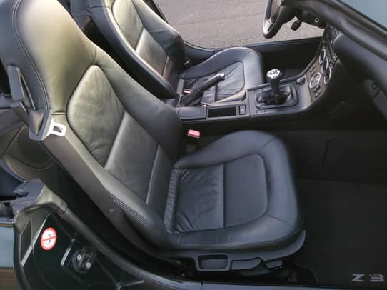 2000 BMW Z3 2.8i Roadster auction - Cars & Bids