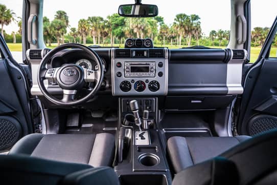 2014 Toyota FJ Cruiser for Sale - Cars & Bids