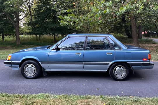 1986 Toyota Camry LE Sedan for Sale - Cars & Bids