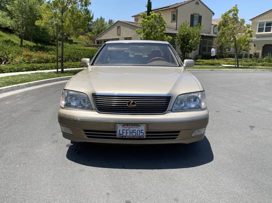 1999 Lexus LS400 auction - Cars & Bids