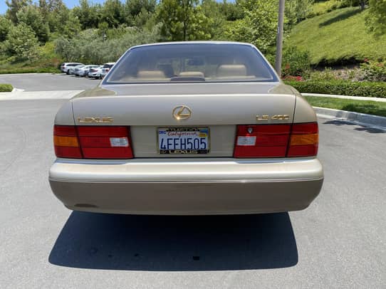 1999 Lexus LS400 auction - Cars & Bids