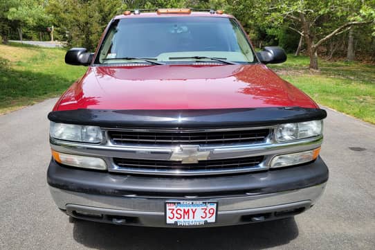 2005 Chevrolet Suburban 2500 LS 4x4 auction - Cars & Bids