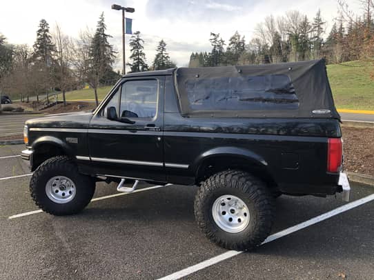 1993 Ford Bronco XLT auction - Cars & Bids