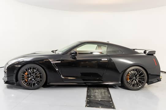 2020 Nissan GT-R Premium VIN: JN1AR5EF5LM100387 for Sale - Cars & Bids
