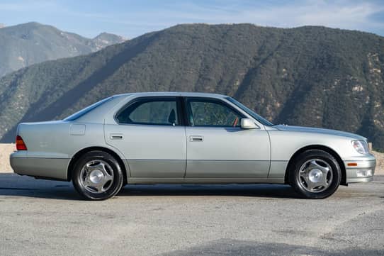 1998 Lexus LS 400 VIN: JT8BH28F4W0138895 for Sale - Cars & Bids