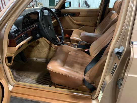 1985 Mercedes-Benz 300SD auction - Cars & Bids