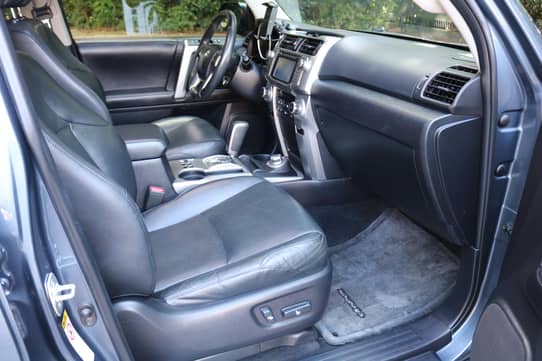 2012 Toyota 4Runner Limited 4x4 auction - Cars & Bids