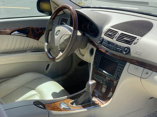 2004 Mercedes-Benz E500 Sedan auction - Cars & Bids