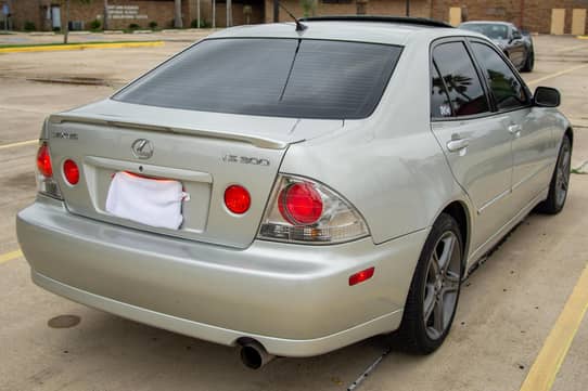 2003 Lexus IS 300 auction - Cars & Bids
