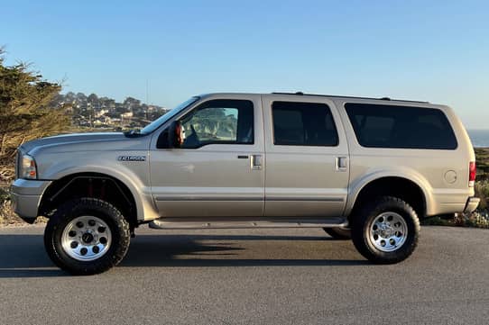 2005 Ford Excursion Limited 4x4 for Sale - Cars & Bids