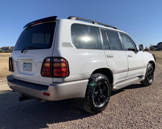 2000 Toyota Land Cruiser auction - Cars & Bids