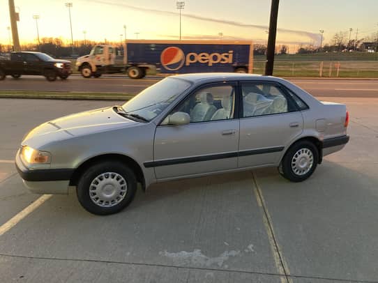 1995 Toyota Sprinter auction - Cars & Bids