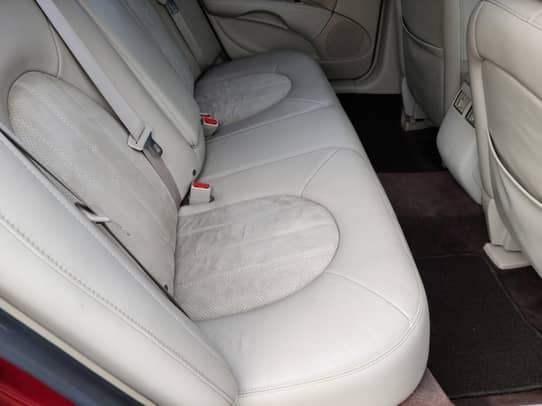 2010 Buick Lucerne Super auction - Cars & Bids