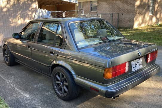 1987 BMW 325i Sedan for Sale - Cars & Bids