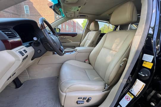 2009 Lexus LS 600hL VIN: JTHDU46F395009783 for Sale - Cars & Bids