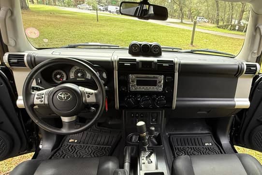 2012 Toyota FJ Cruiser VIN: JTEBU4BF6CK132108 for Sale - Cars & Bids