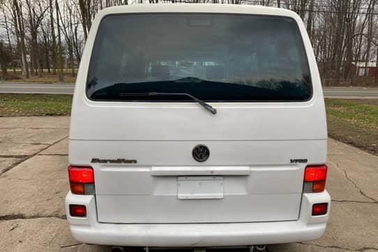 2000 Volkswagen EuroVan MV VIN: WV2MH470XYH074337 for Sale - Cars & Bids