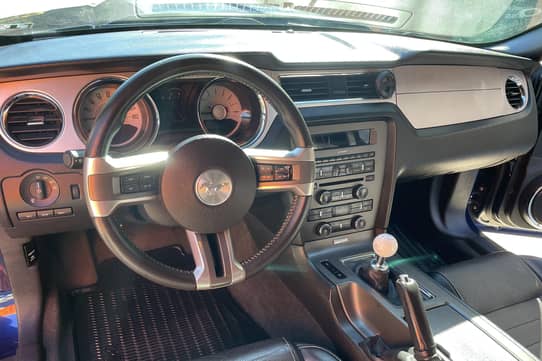 Ford Mustang 2012 Interior