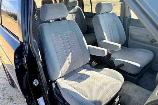 1998 Mazda MPV All Sport 4x4 VIN: JM3LV5233W0839563 for Sale - Cars & Bids