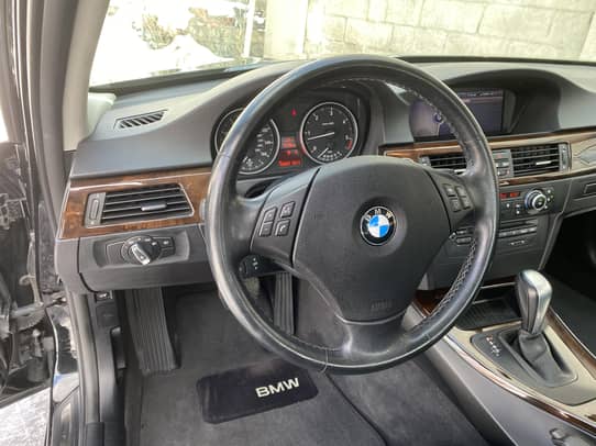 2011 BMW 335d Sedan auction - Cars & Bids