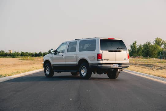 2001 Ford Excursion XLT auction - Cars & Bids