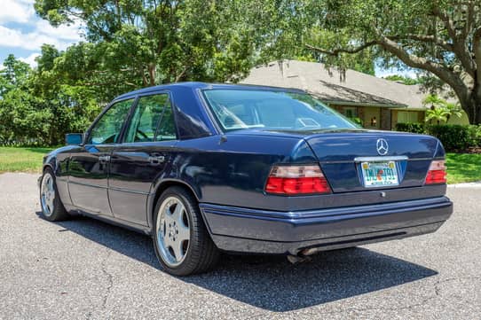 1995 Mercedes-Benz E320 Sedan VIN: WDBEA32E9SC188952 for Sale - Cars & Bids