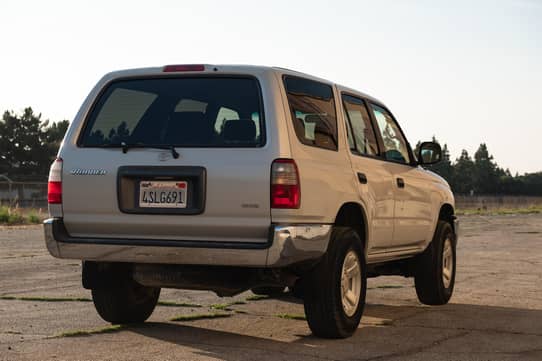 2000 Toyota 4Runner auction - Cars & Bids