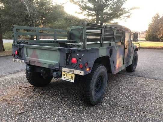 1985 AM General M998 auction - Cars & Bids