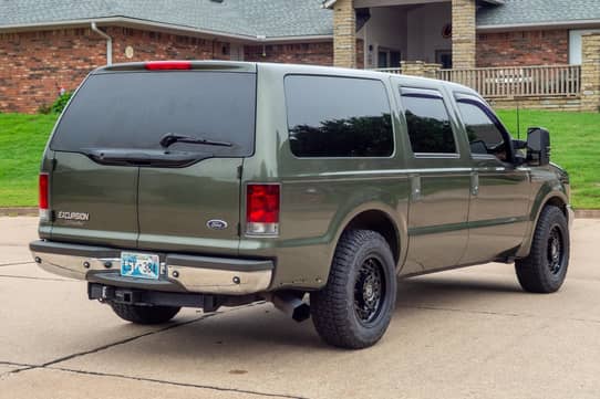 2002 Ford Excursion Limited VIN: 1FMNU42F02ED37384 for Sale - Cars & Bids