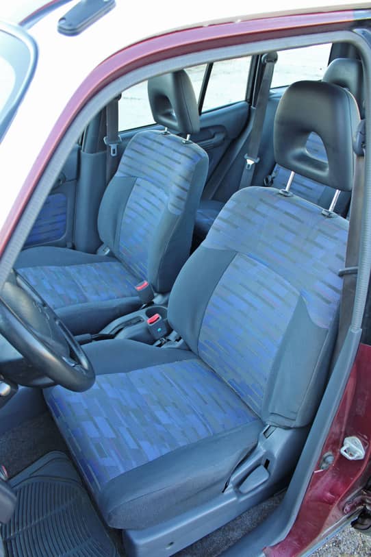 1997 Toyota RAV4 auction - Cars & Bids