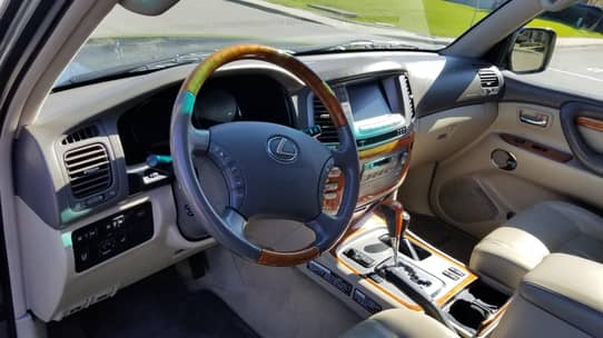 2006 Lexus LX 470 auction - Cars & Bids