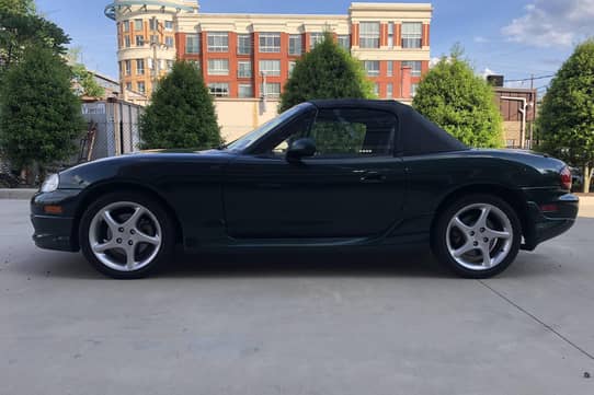2003 Mazda MX-5 Miata auction - Cars & Bids