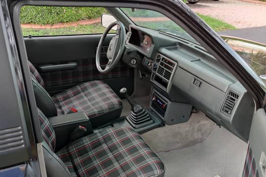 1986 Mazda B2000 auction - Cars & Bids