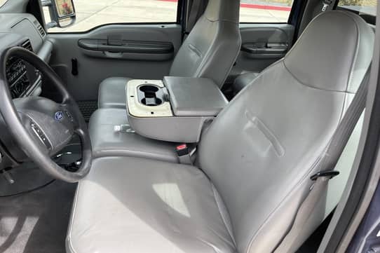 2004 Ford F-250 XL Crew Cab auction - Cars & Bids