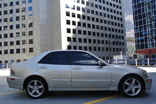 2003 Lexus IS 300 auction - Cars & Bids