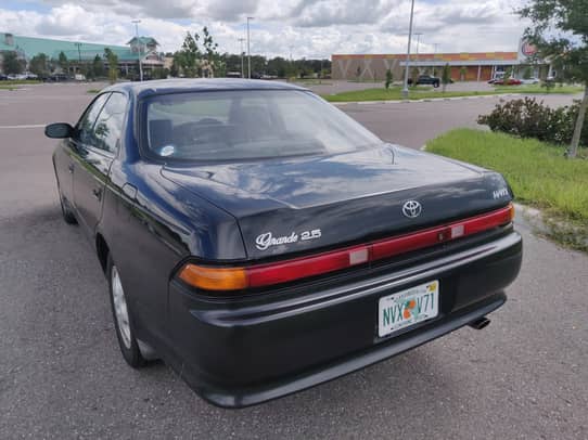1994 Toyota Mark II Grande auction - Cars & Bids