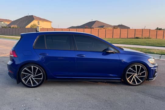 2018 Volkswagen Golf R VIN: WVWVF7AU0JW097102 for Sale - Cars & Bids