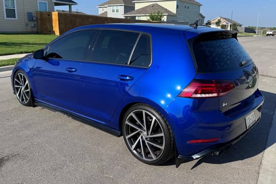 2018 Volkswagen Golf R VIN: WVWVF7AU0JW097102 for Sale - Cars & Bids