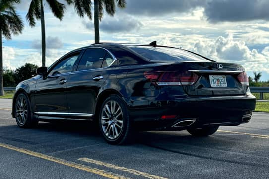2017 Lexus LS 460 VIN: JTHBL5EF7H5147049 for Sale - Cars & Bids