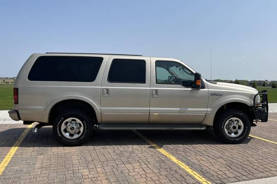 2004 Ford Excursion Limited 4x4 for Sale - Cars & Bids