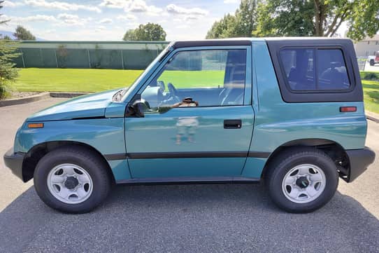 1996 Geo Tracker 4x4 VIN: 2CNBJ1862T6945673 for Sale - Cars & Bids