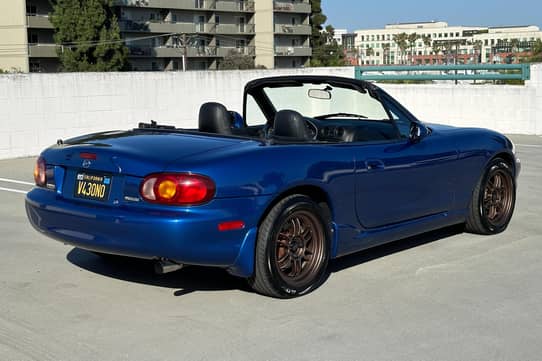 1999 Mazda MX-5 Miata VIN: JM1NB3533X0129185 for Sale - Cars & Bids