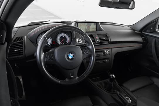 2011 BMW 1M VIN: WBSUR9C54BVS96402 for Sale - Cars & Bids