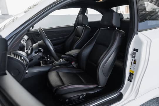 2011 BMW 1M VIN: WBSUR9C54BVS96402 for Sale - Cars & Bids