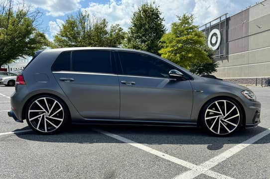 2018 Volkswagen Golf R VIN: WVWWF7AU0JW103842 for Sale - Cars & Bids